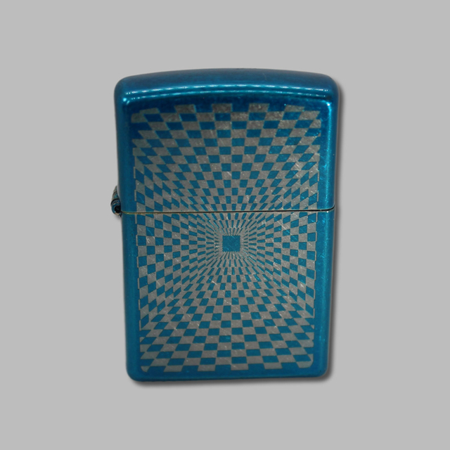 Encendedor ZIPPO Minimalista Azul Elegante y Funcional